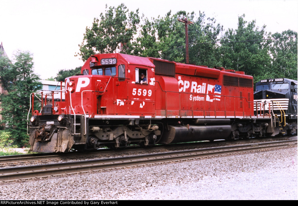 CP SD40-2 #5599 - Canadian Pacific